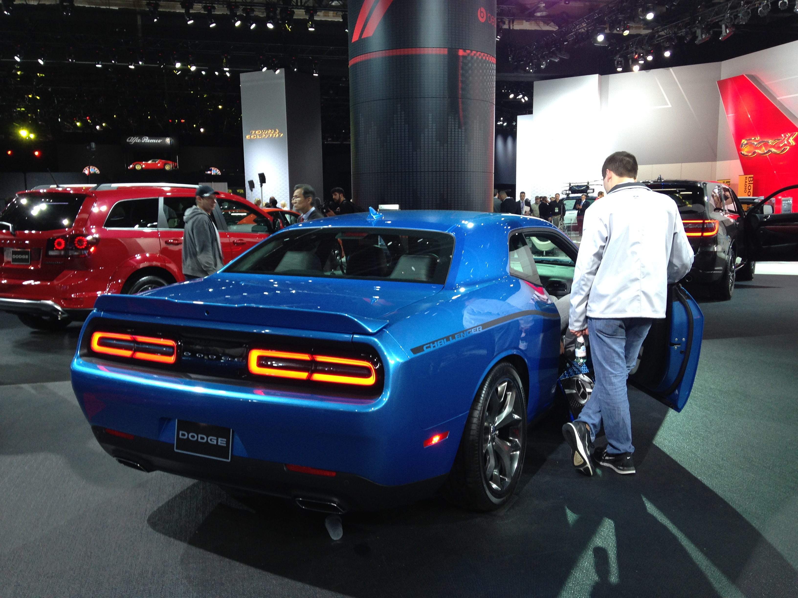 2015 NAIAS Detroit Auto Show – Dodge - MoVernie on the MOVE