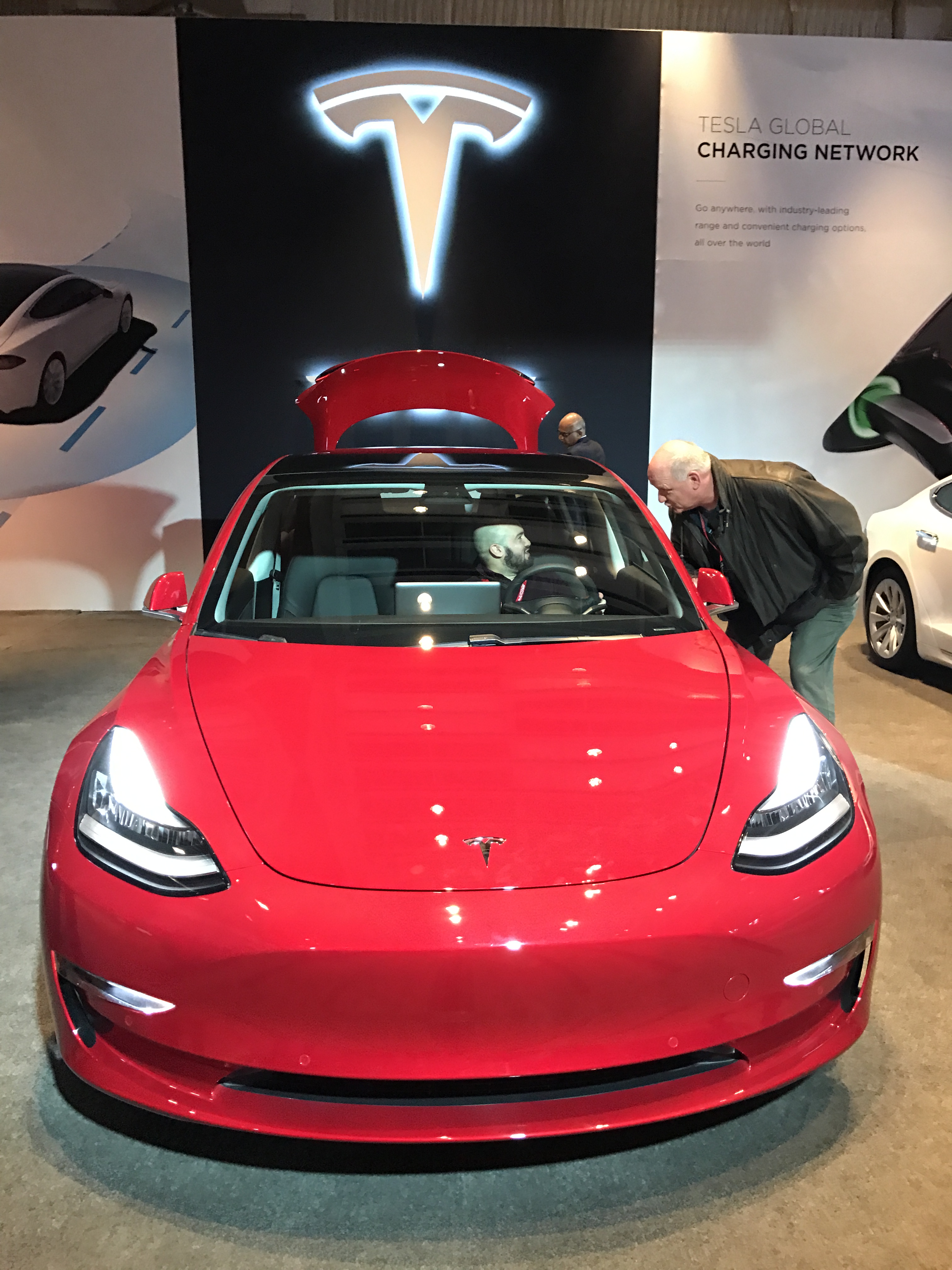 Tesla Model 3 at Canadian International Auto Show (CIAS2018) - MoVernie ...
