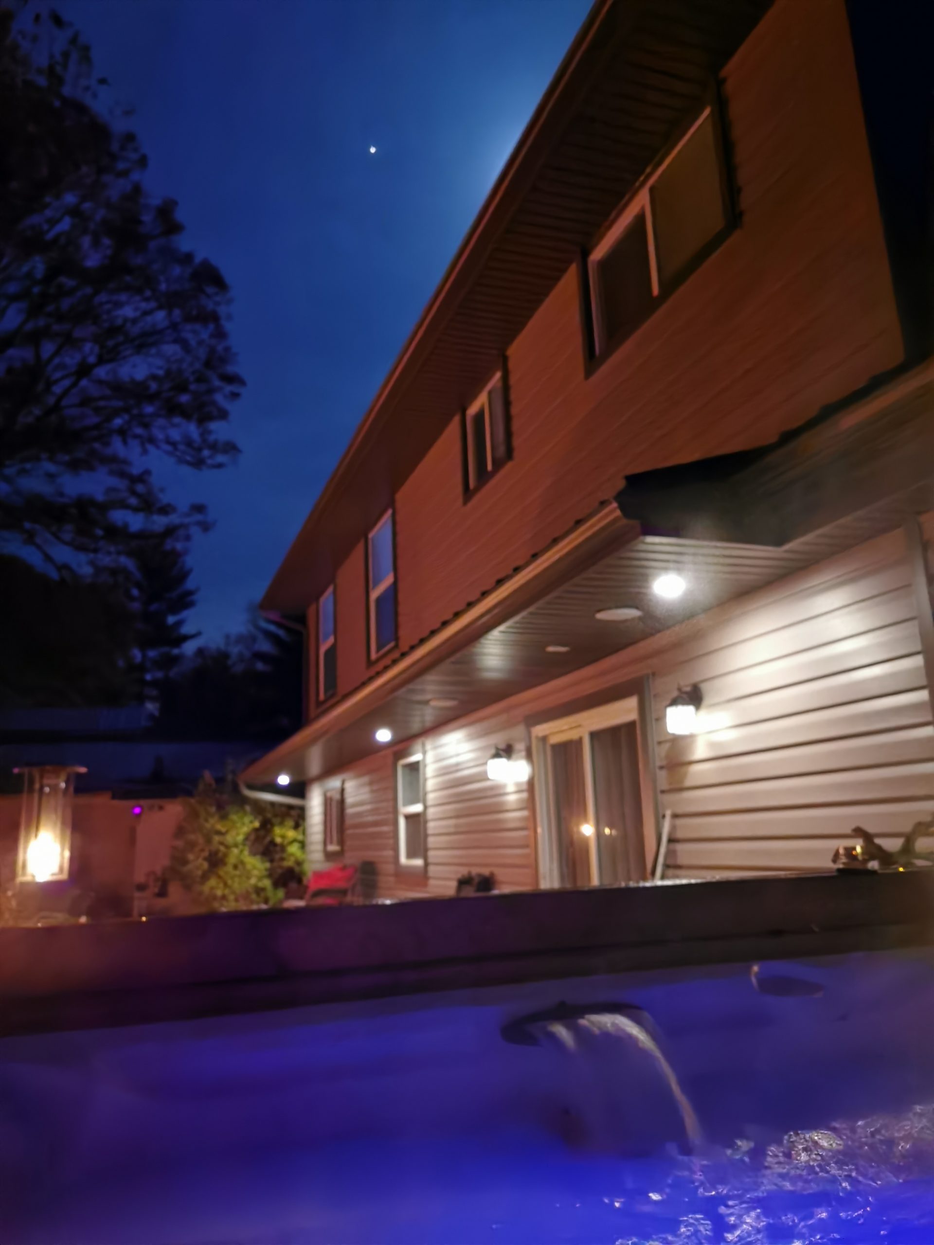 (By Night) Hot Tub - Romantic Getaway - Port Franks, Ontario, Canada ...