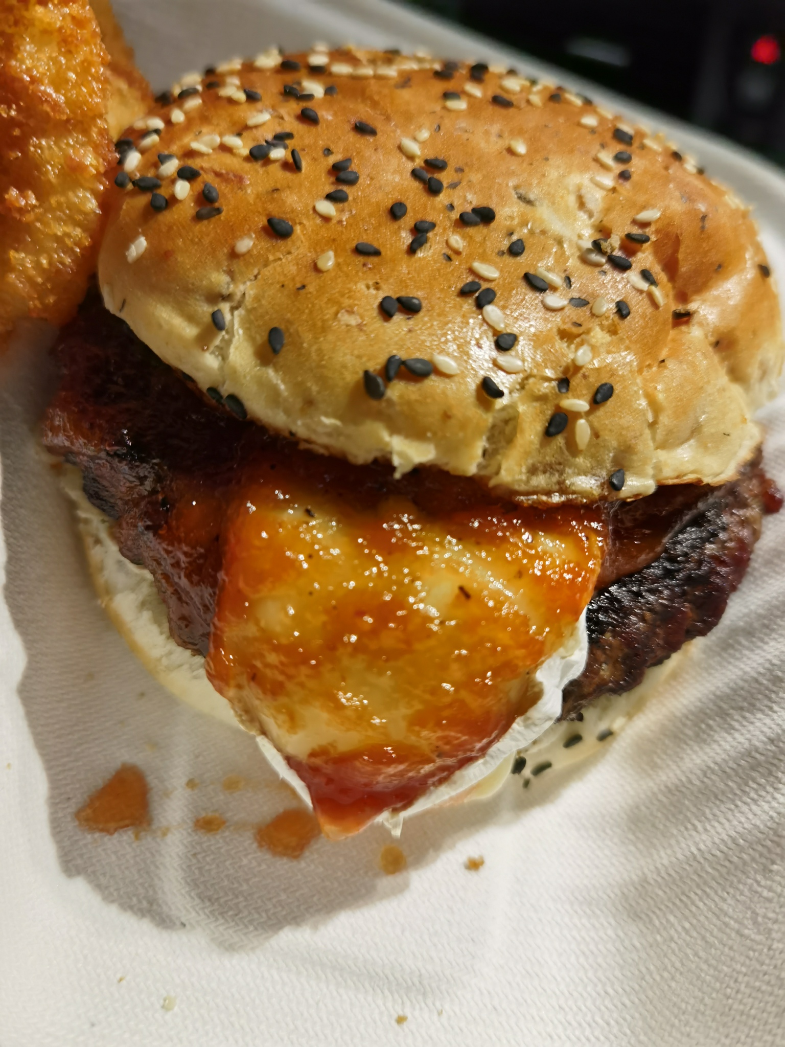 The WORKS Craft Burgers & Beer - Niagara Falls, Ontario, Canada ...