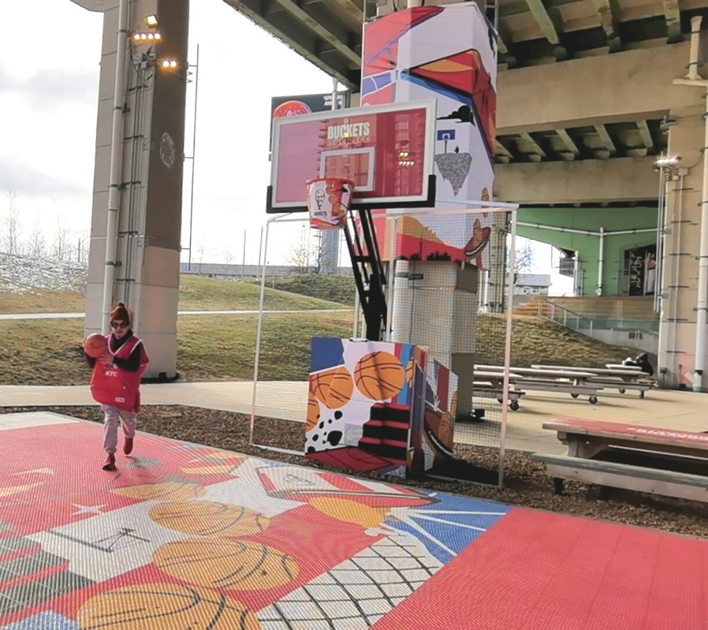 KFCourt - PopUp Outdoor Basketball Court with Buckets - Bentway ...