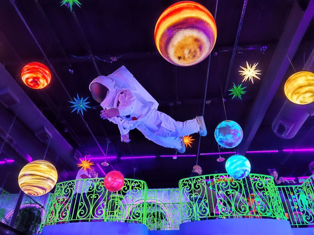 Roswell’s Saloon - Houston Newest Cosmic Space Bar - Houston, Texas ...